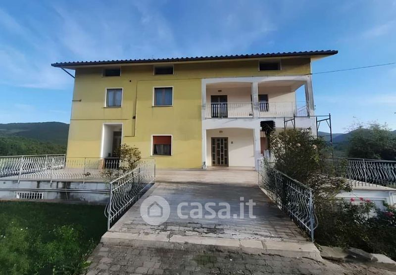 Edifici, stabili e palazzi in vendita in provincia di Pesaro-Urbino ...