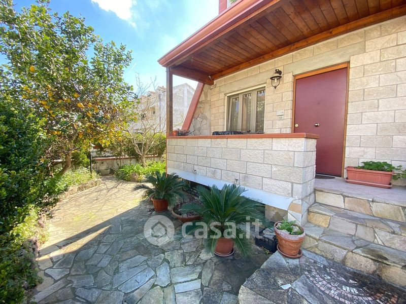 Casa Bifamiliare, Trifamiliare in Vendita in Via Ripuaria 48 a ...