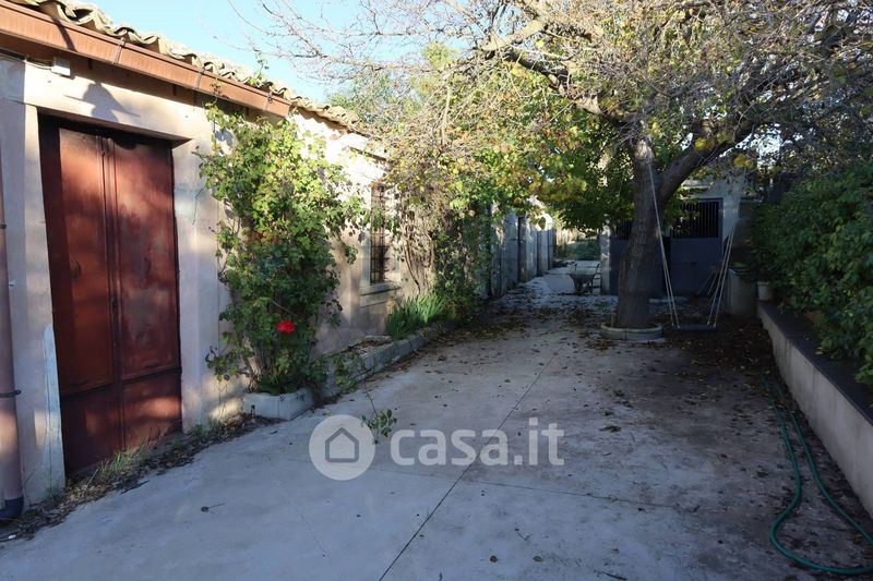 Rustico, casale in Vendita in Contrada Tramostera a Chiaramonte Gulfi ...