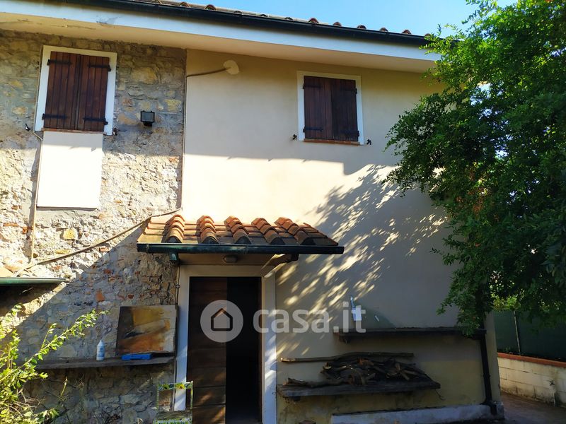 Rustici, casali in vendita a Viareggio in zona Don Bosco-Marco Polo ...