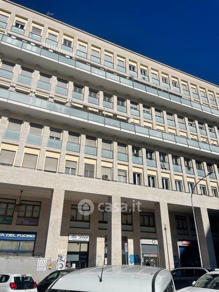 Nude proprietà nel quartiere Don Bosco di Roma - Casa.it