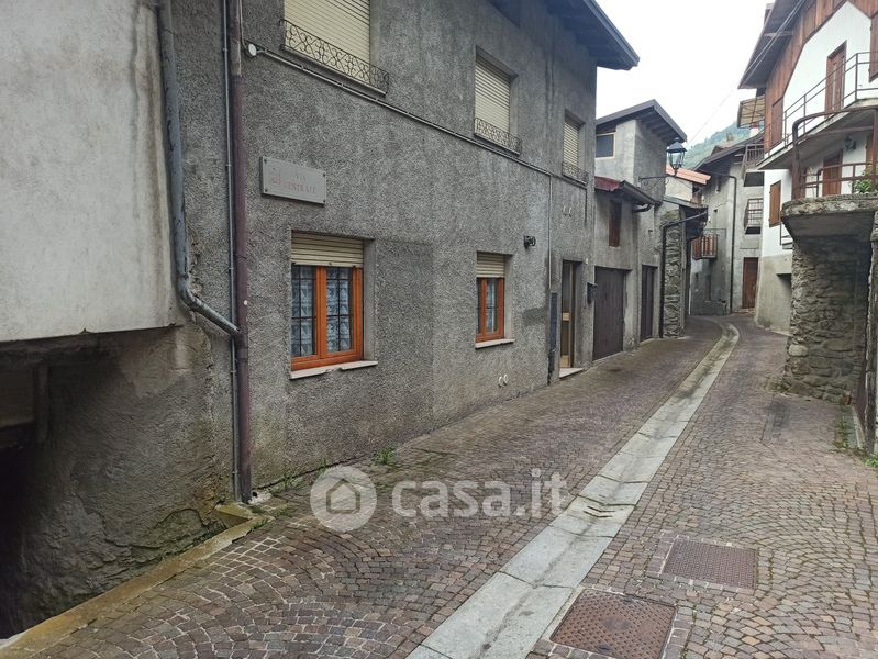 Appartamenti in vendita da privati a Paisco Loveno - Casa.it