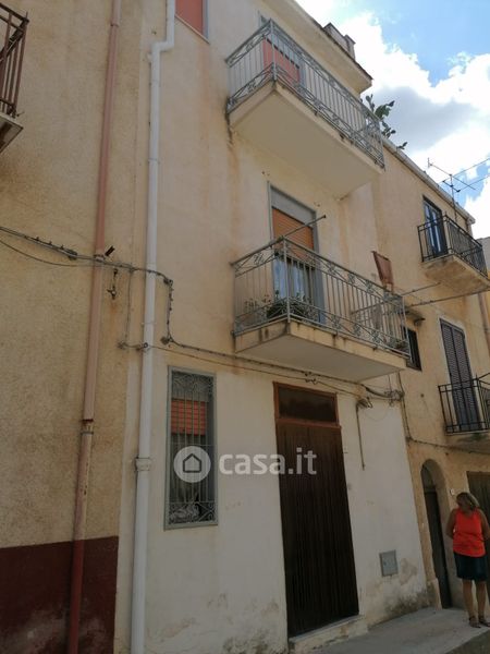 Case in vendita da privati a Ventimiglia di Sicilia - Casa.it